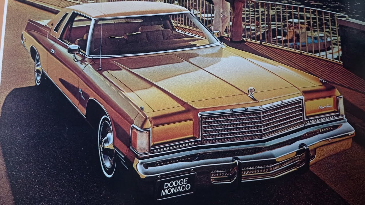1975 Dodge Monaco Sedan