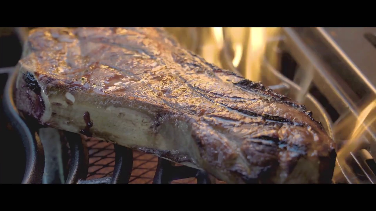 Газовые грили Napoleon, серия Legend - YouTube