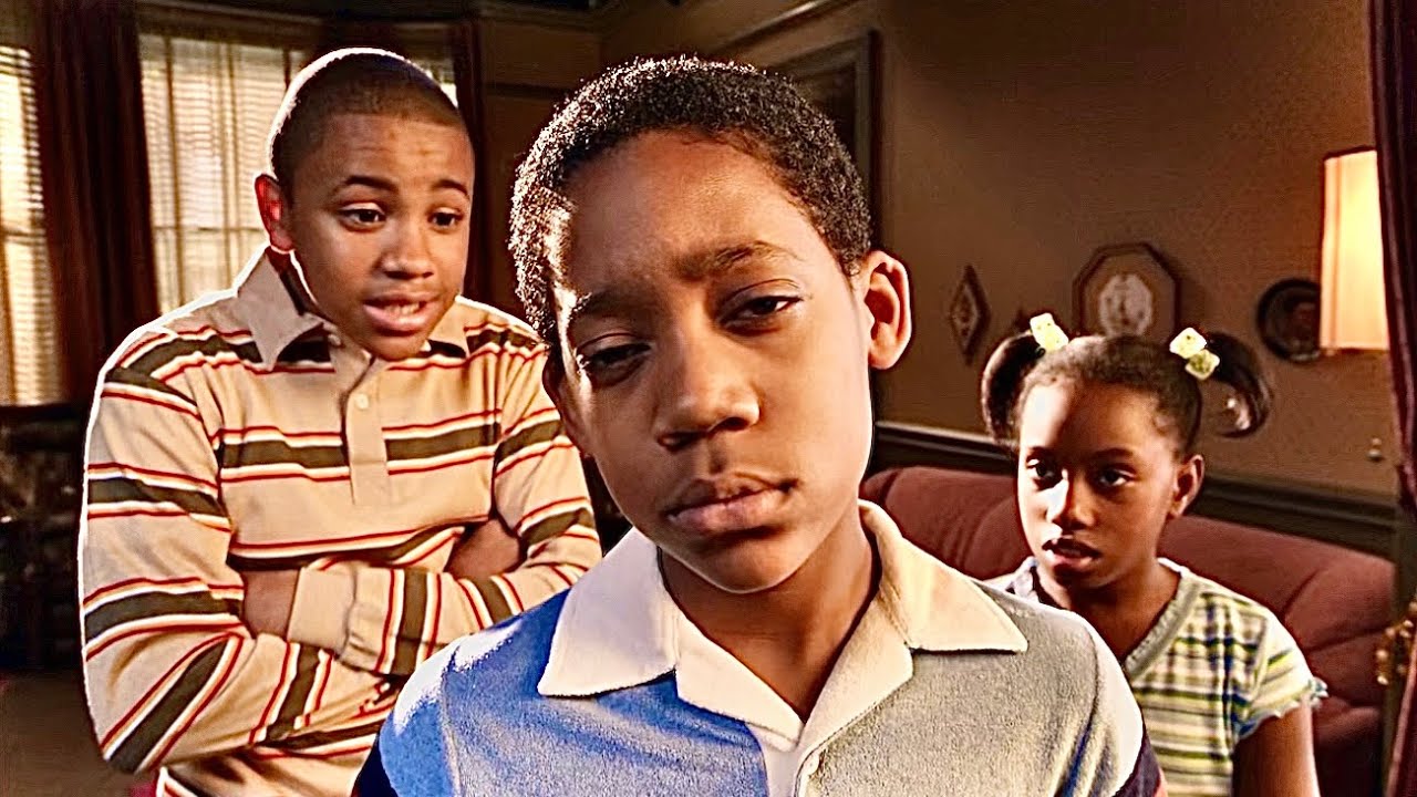 Everybody Hates Chris Babysitter Beginning Scene - YouTube