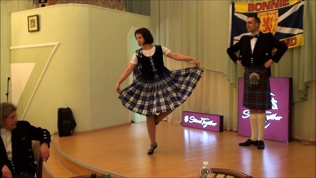 Dancer's Dream, a Scottish step dance - YouTube