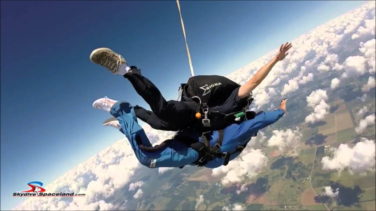 Skydive Spaceland Houston - YouTube