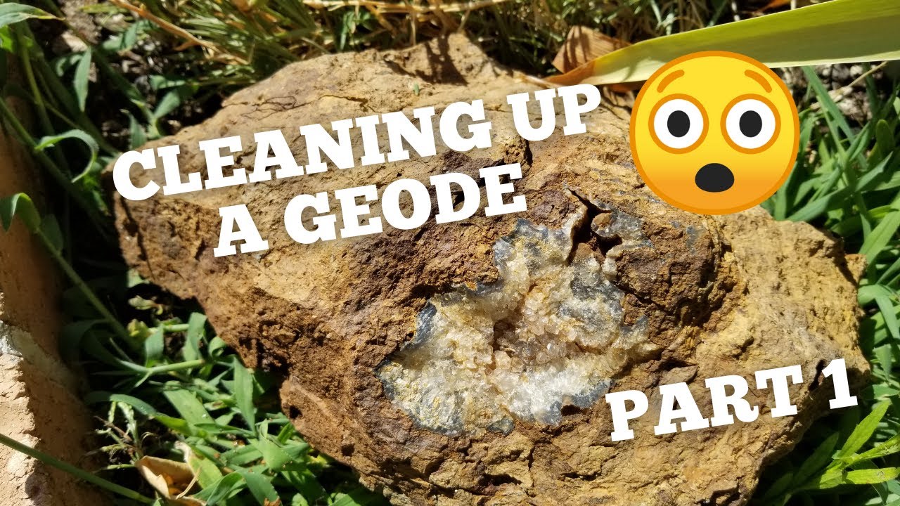 Cleaning Up A Geode - Part 1 #Geode #RockHounding - YouTube