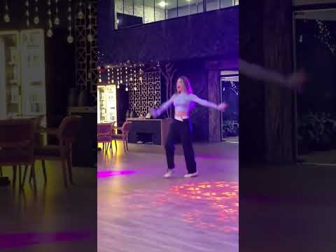 ნახეთ რა მაგრად ცეკვავს ეს გოგონა😍ულამაზესი გოგონას ულამაზესი ცეკვა❤️ #შალახო