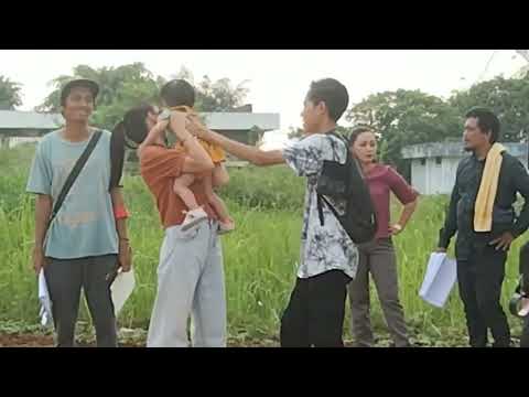 SO SWEET !! Eby & Sridevi Saling Gendong bayi di balik layar magic 5