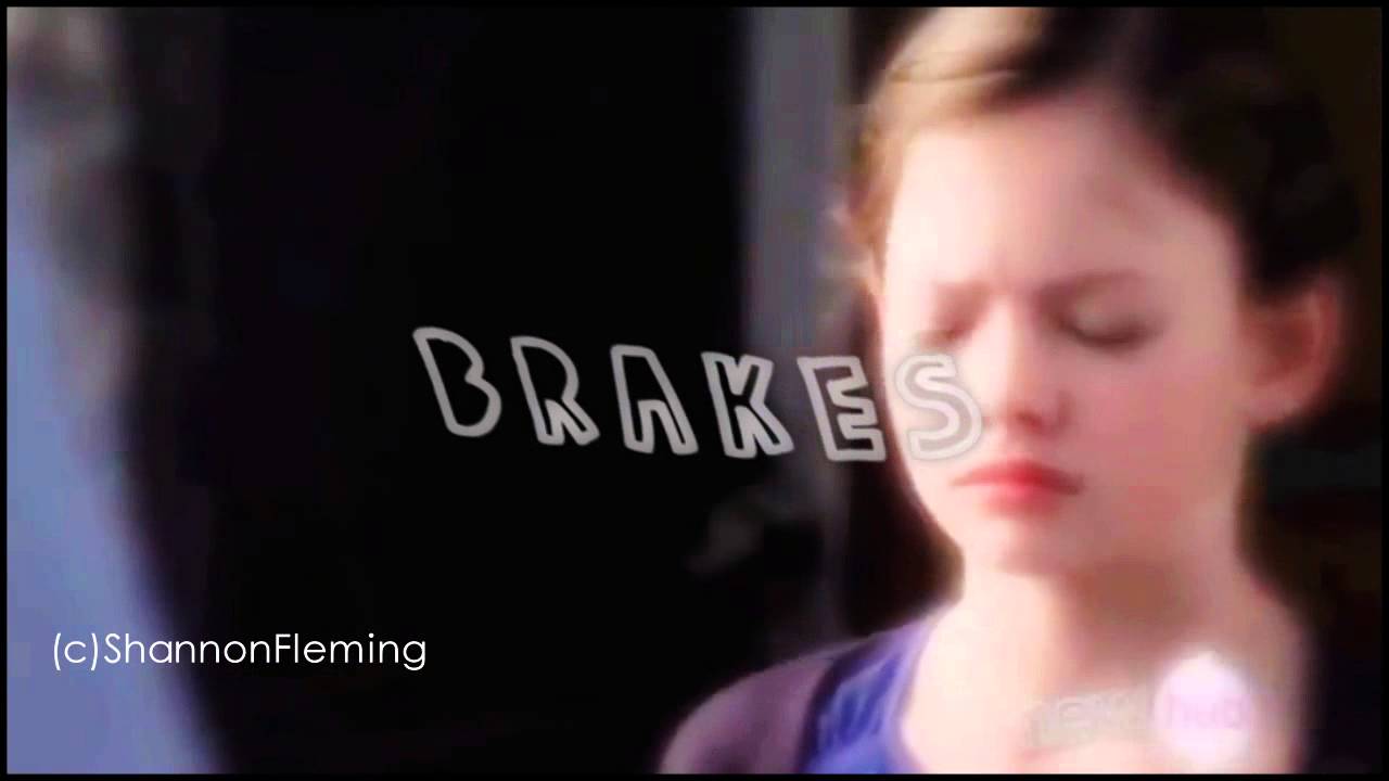 Mackenzie Foy & Bailee Madison | she hurts, She Breaks, She Hides ...
