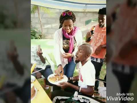 Tribute song Moze Radio - YouTube