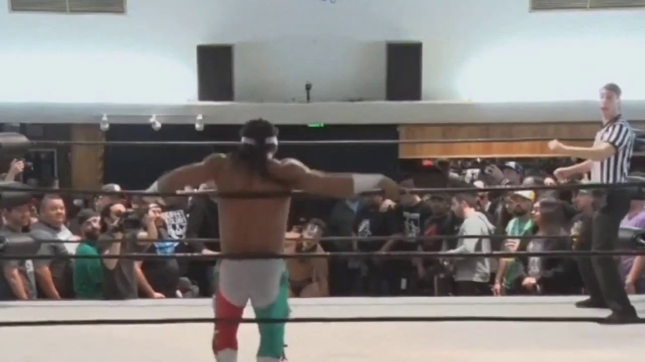 Springboard Vaulting Moonsault Plancha - Bandido - YouTube