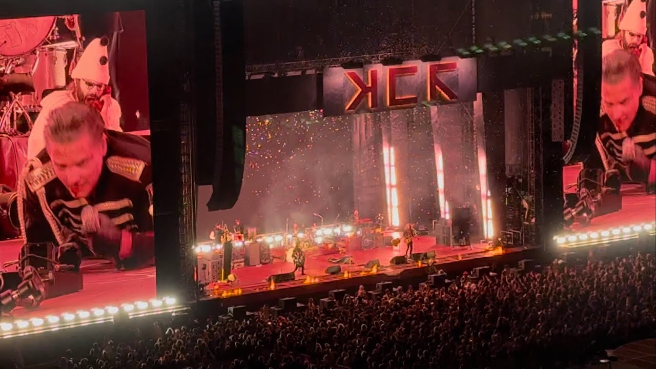My Chemical Romance - “The End (reprise)” 8/15/2025 Citizens Bank Park ...
