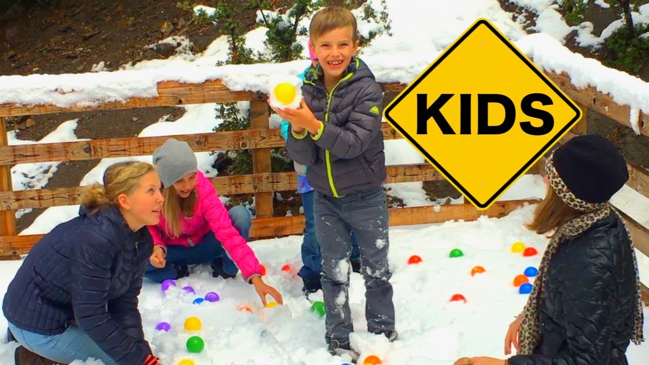 Learn English Colors with Sign Post Kids! Yellow 4 - YouTube