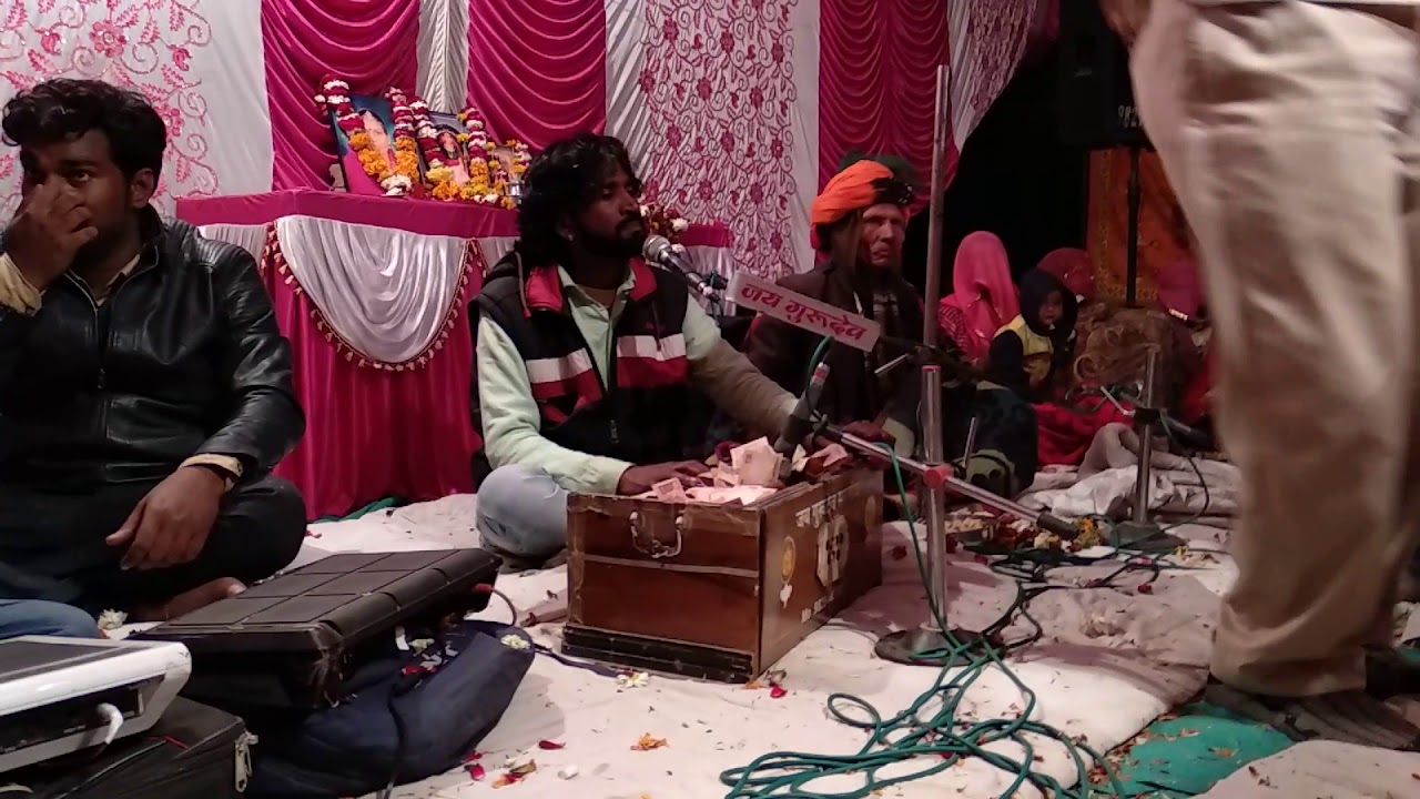 Devendra solanki श्याम गढ़ री.माँ - YouTube