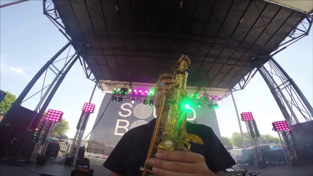 2XL Live @ Soundboard Stage Set #2 (Sax Cam) - YouTube
