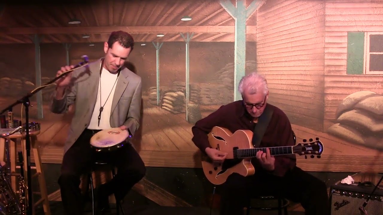 Pasos Gigantes - Robert Kyle & Riner Scivally: Song Lyrics, Music ...
