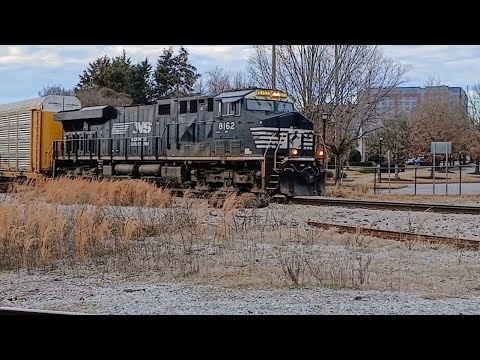 NS 8162 leads NS 18D at Devine Jct Columbia SC - YouTube
