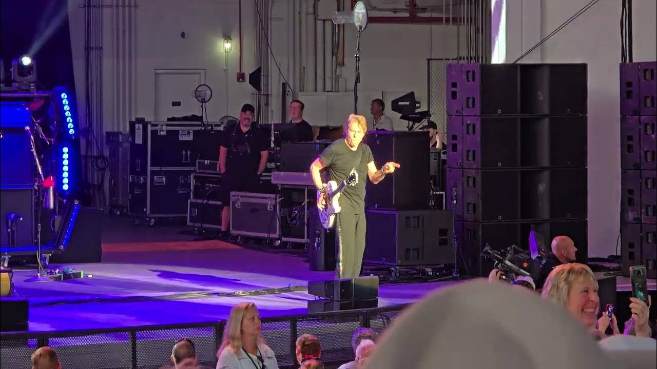 George Thorogood Bad To The Bone ๐ฆด Youtube