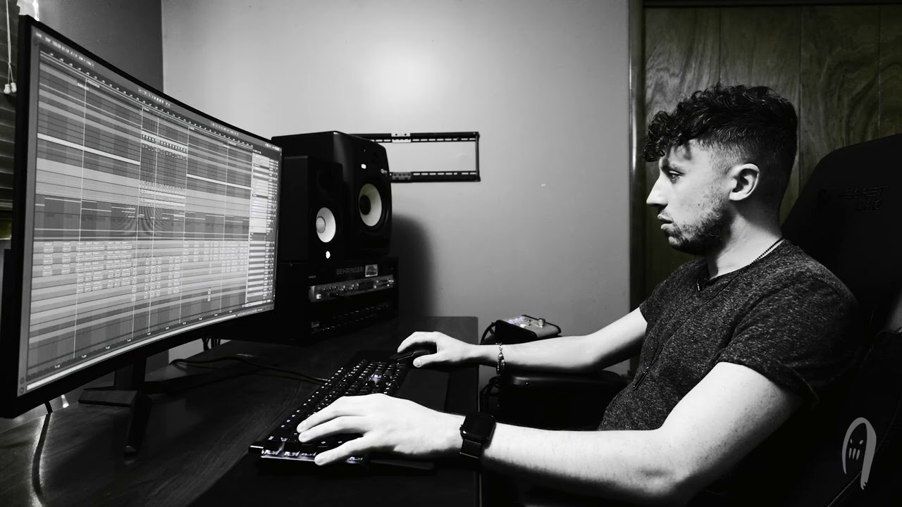 8 Graves - Smile (Behind The Beat) - YouTube