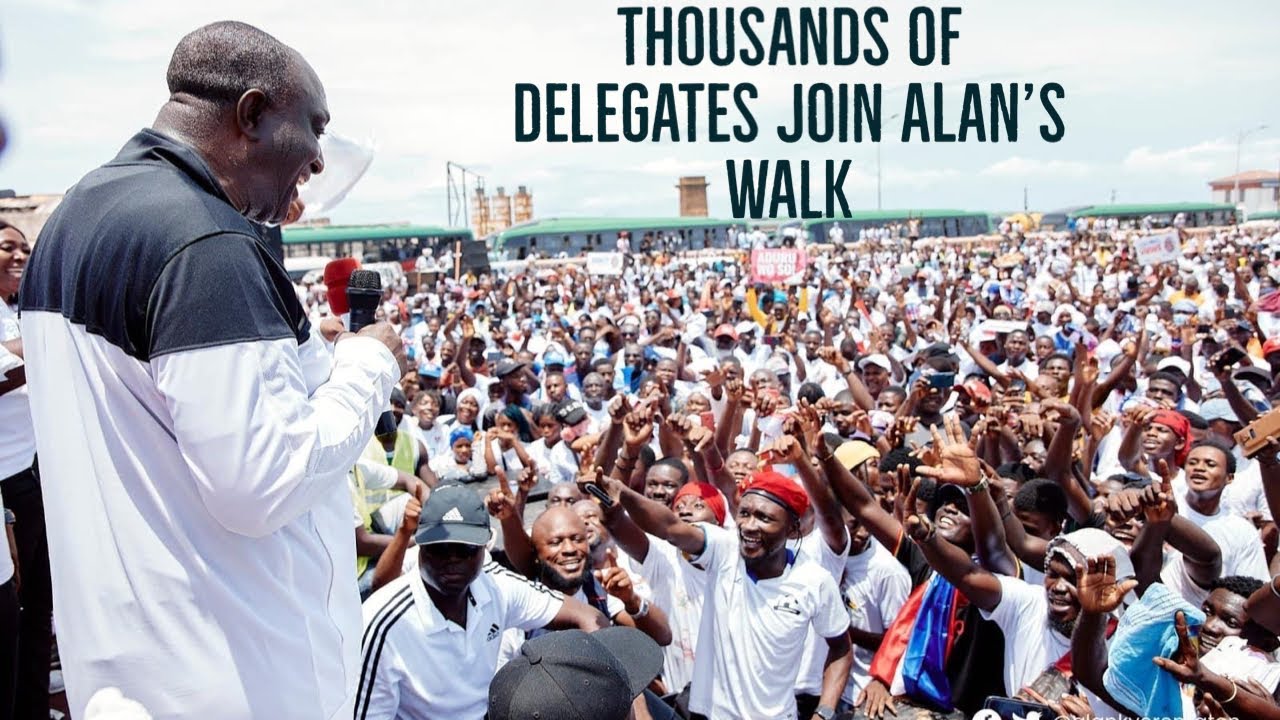 Ei Fear Delegates! Thousands join Alan Cash at Obra spot for Aduru woso ...