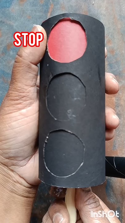 Make Traffic🚦 light use tissue paper roll/traffic light school project ...