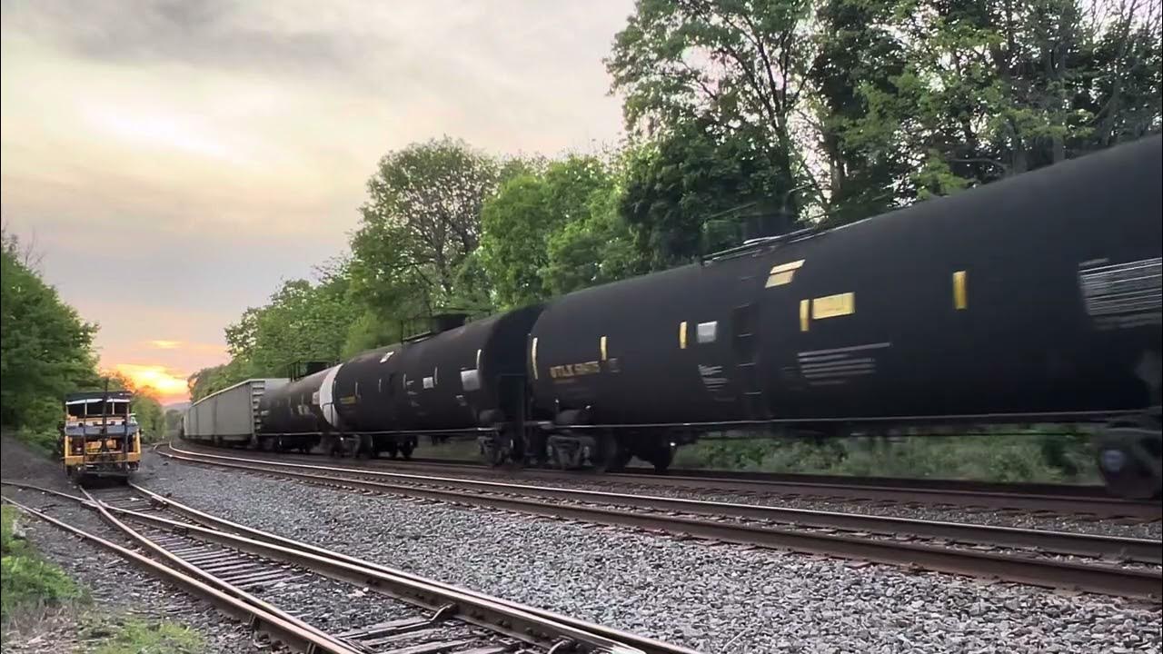 NS 1172 SD70ACe leads NS 18G with a very friendly crew at Piscataway,NJ with a Nice K5LLA! - YouTube