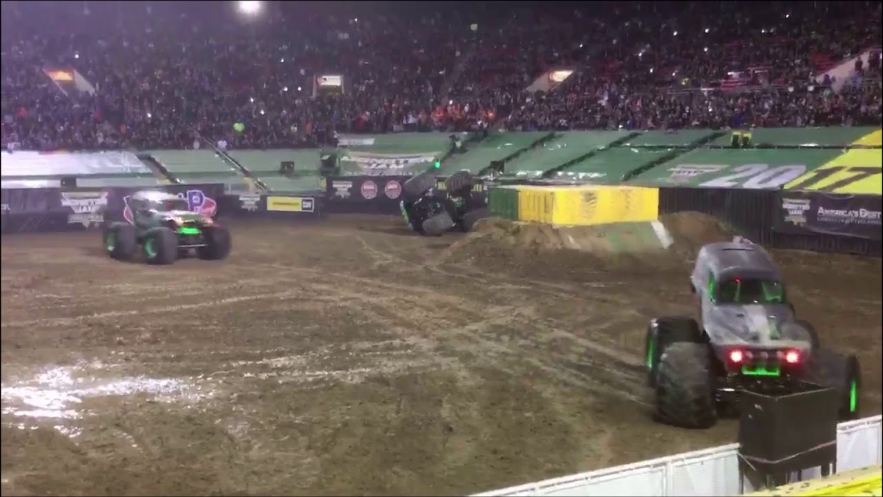 Grave Digger 35th Anniversary Encore - YouTube