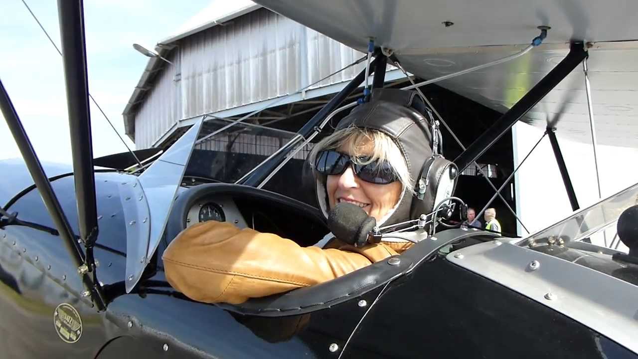 HATZ BIPLANE - YouTube