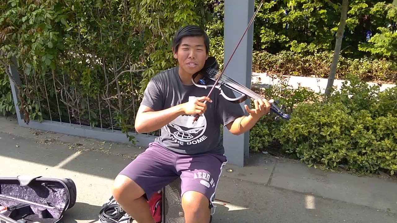 Violin performance Seattle Center. - YouTube