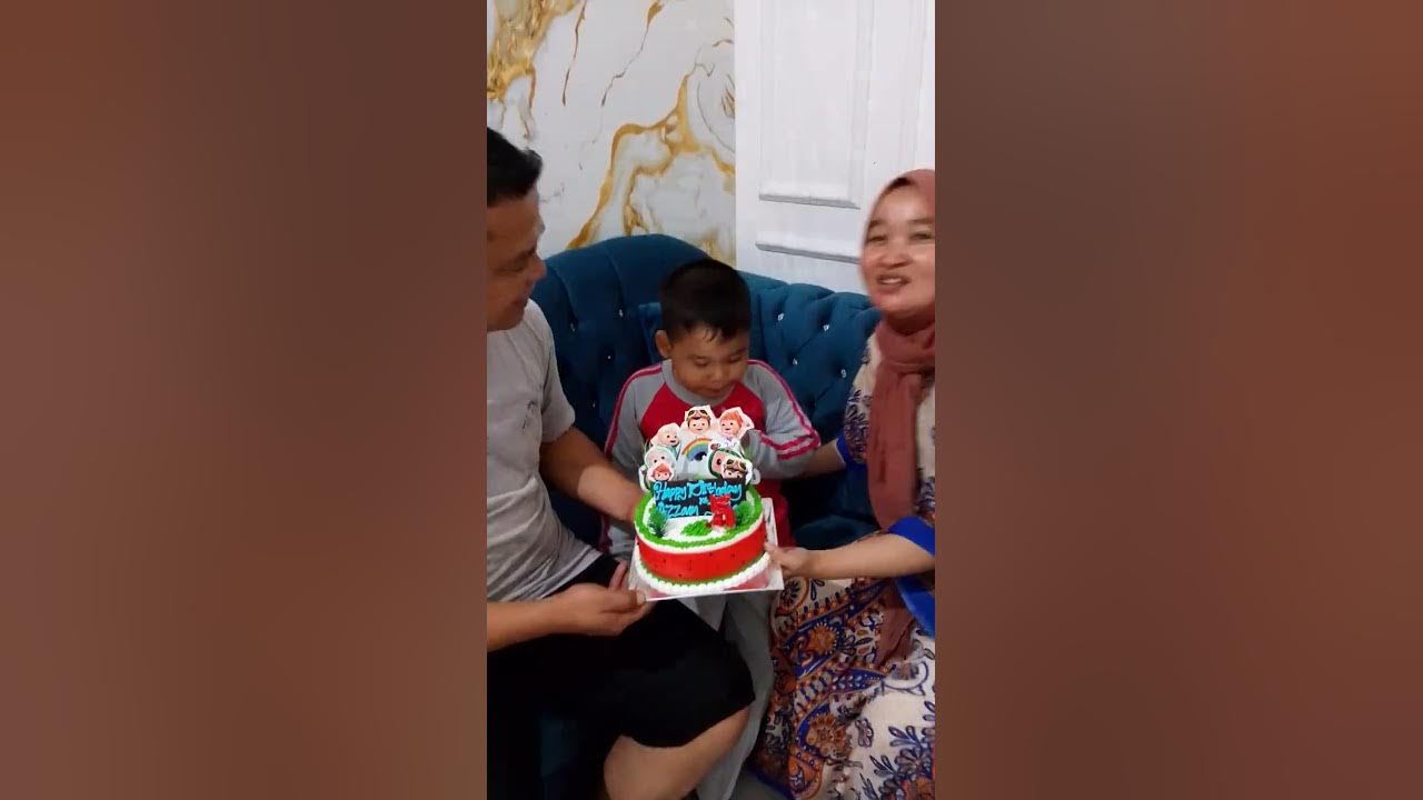 ulang tahun adek ke 5 tahun - YouTube