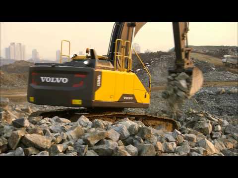 Volvo EC250E-EC300E crawler excavators promotional video