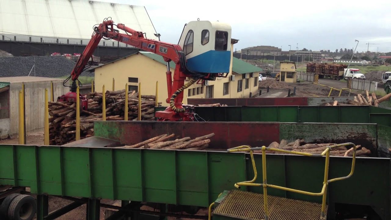 Wood log crane working - YouTube