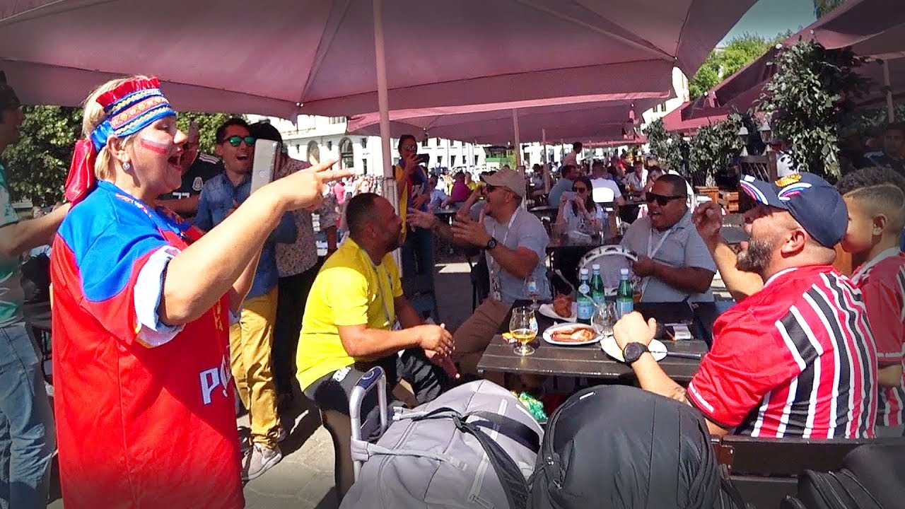 Football World Cup Fans 2018 dance & take pictures on the streets of ...