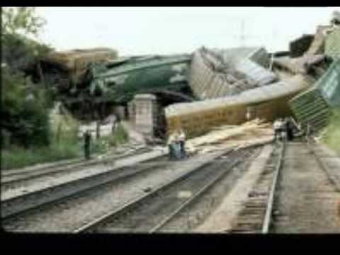 Worst train crashes - YouTube