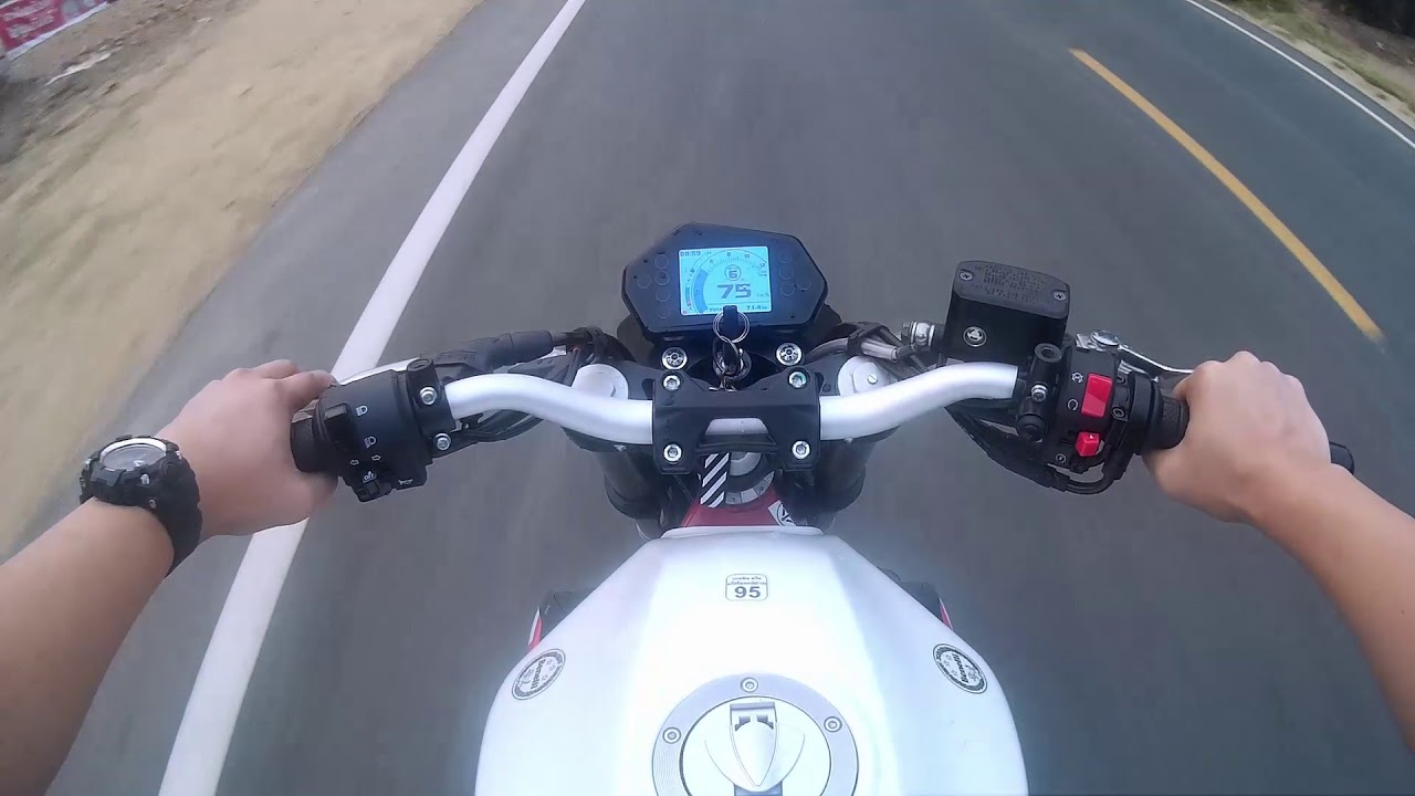 ลองขี่ Benelli tnt302s คันใหม่ของน้องเต้ เสียงนุ่มๆถูกใจพี่จริงๆ - YouTube