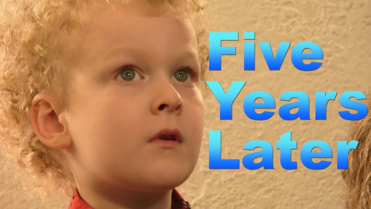 Singing baby 5 years later by request - YouTube