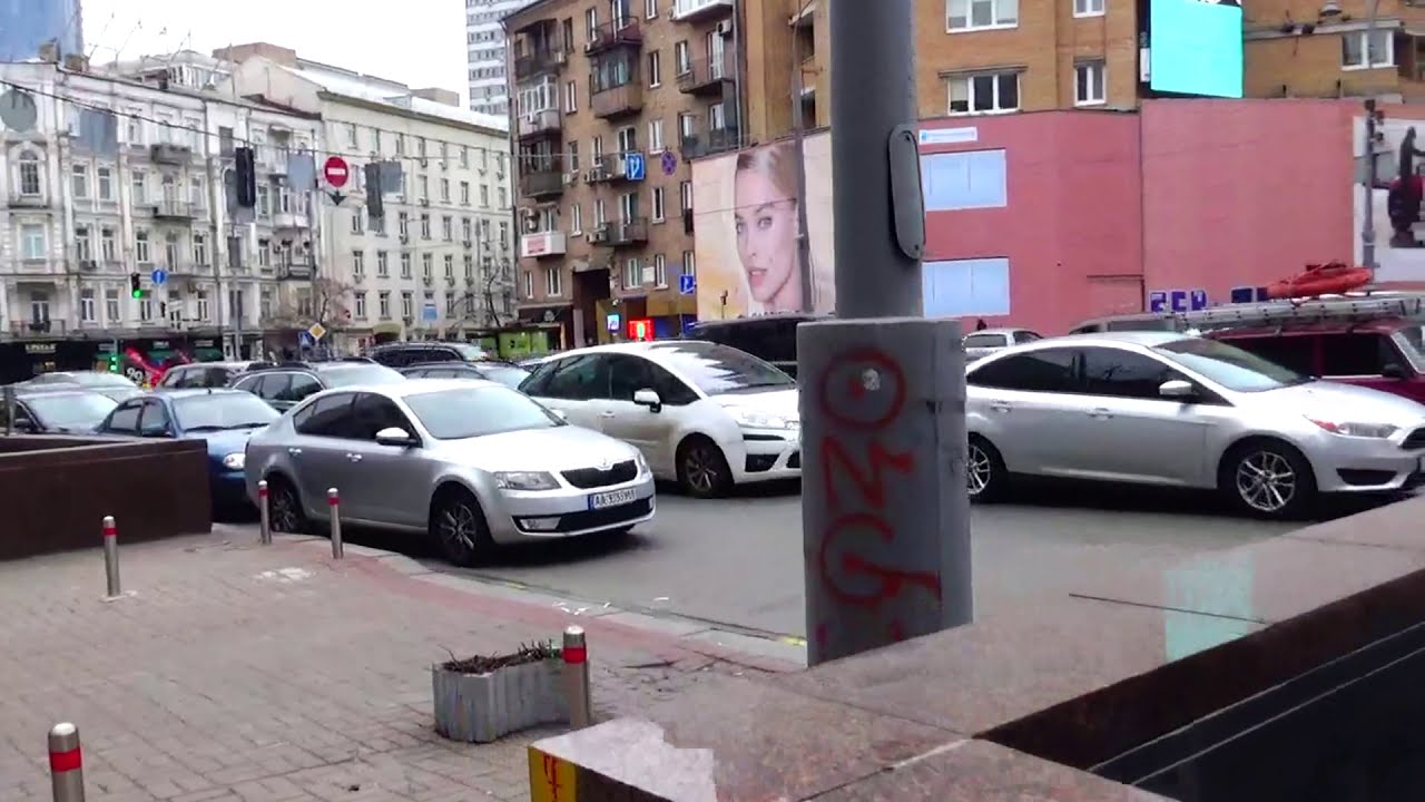 Ул. Бассейная в Киеве - YouTube
