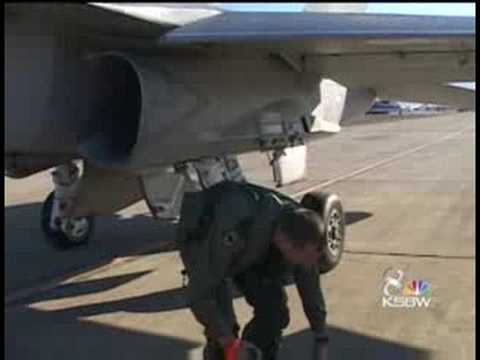 KSBW's Dale Julin Roars Through Sky In F-18 - YouTube