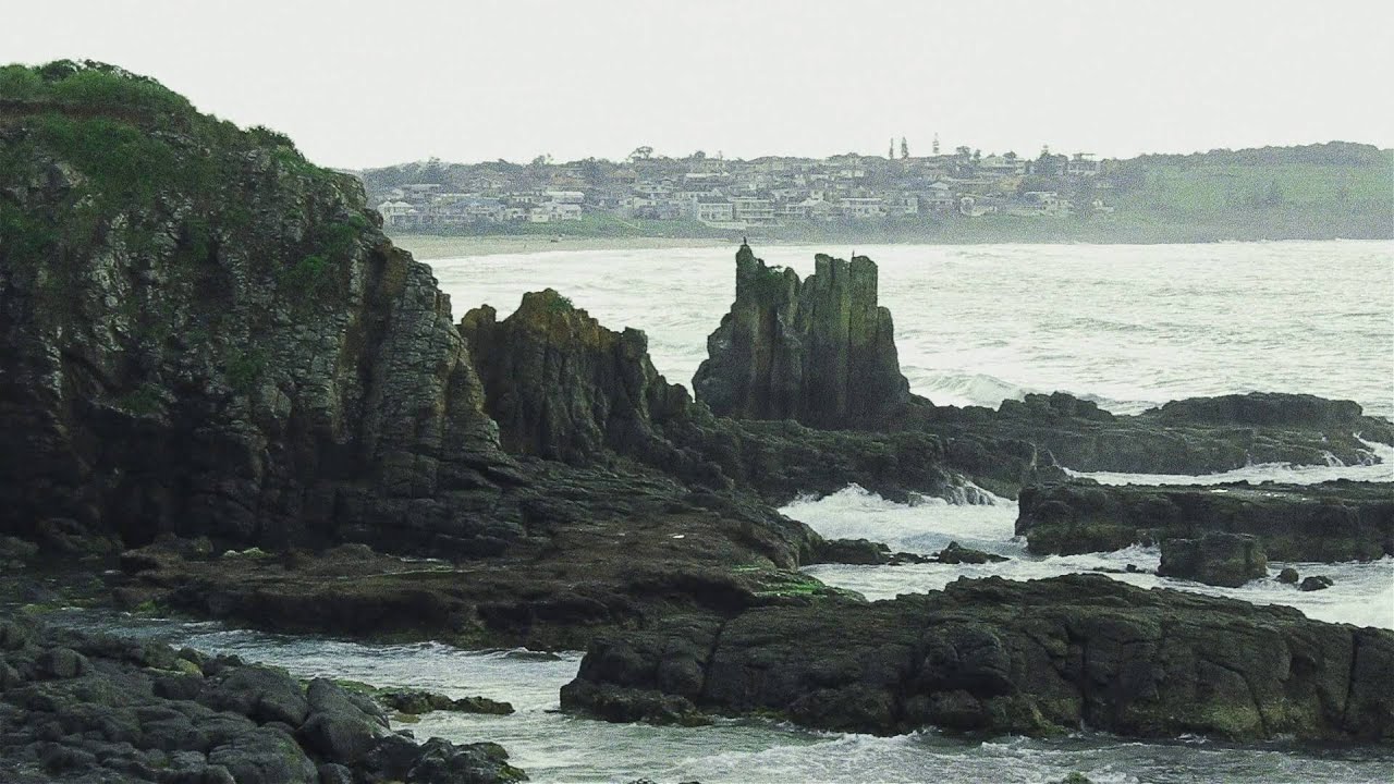 kiama cathedral rocks - YouTube