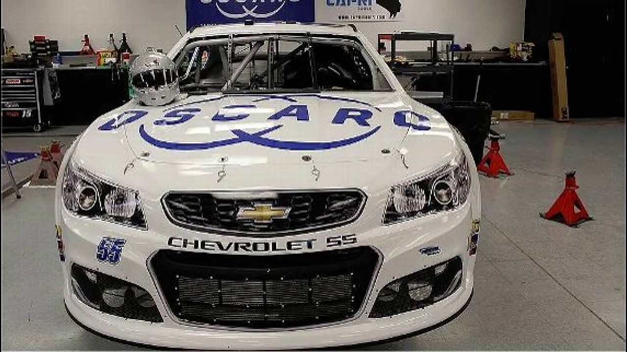 BELL'S NEW RIDE! | 2017 NASCAR Paint Schemes #58 - YouTube
