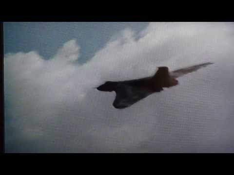 XH558 AVRO VULCAN Woodford air show 27/6/92