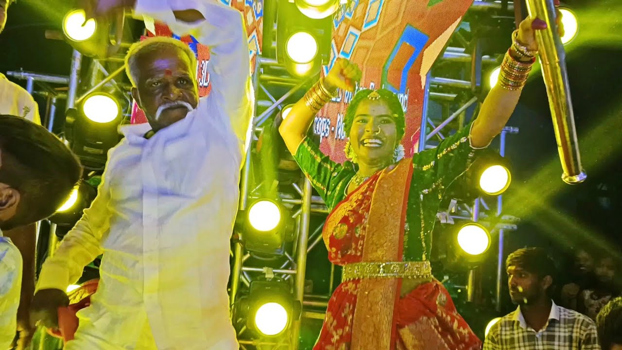 Sadar icon Swapna yadav Teenmar dance with her father | Swapna yadav ...