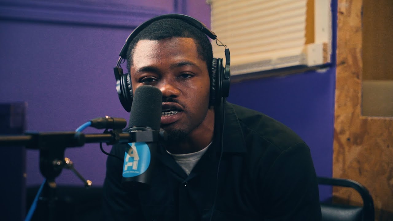 Detroit Michigan rapper SYN PJ Bundles Stops By Auntie House To Spit ...