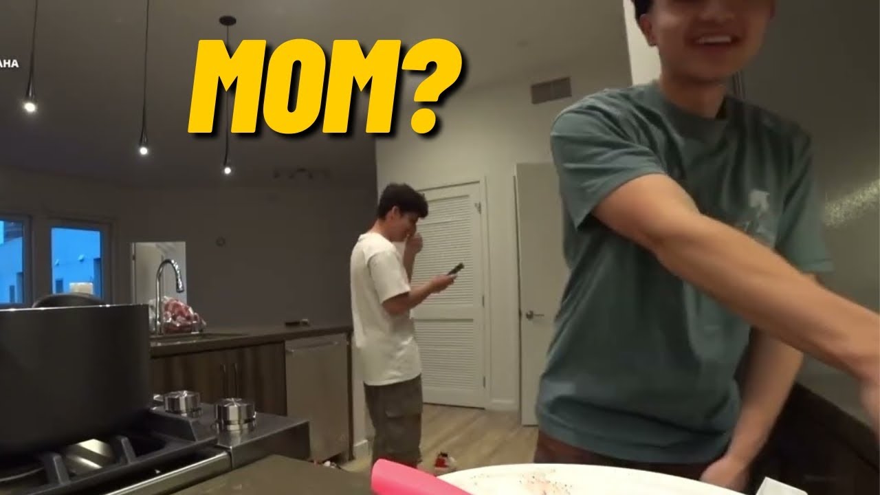 Streamers set the building on fire alarm while cooking - YouTube