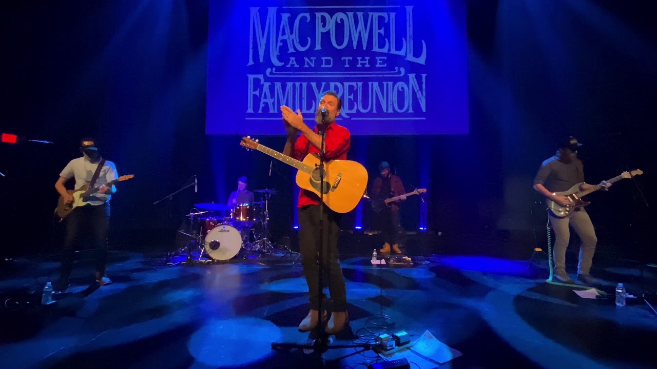 Mac Powell And The Family Reunion: Mississippi - Live - YouTube