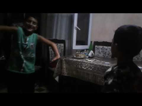 Dayı bala oynayırlareee