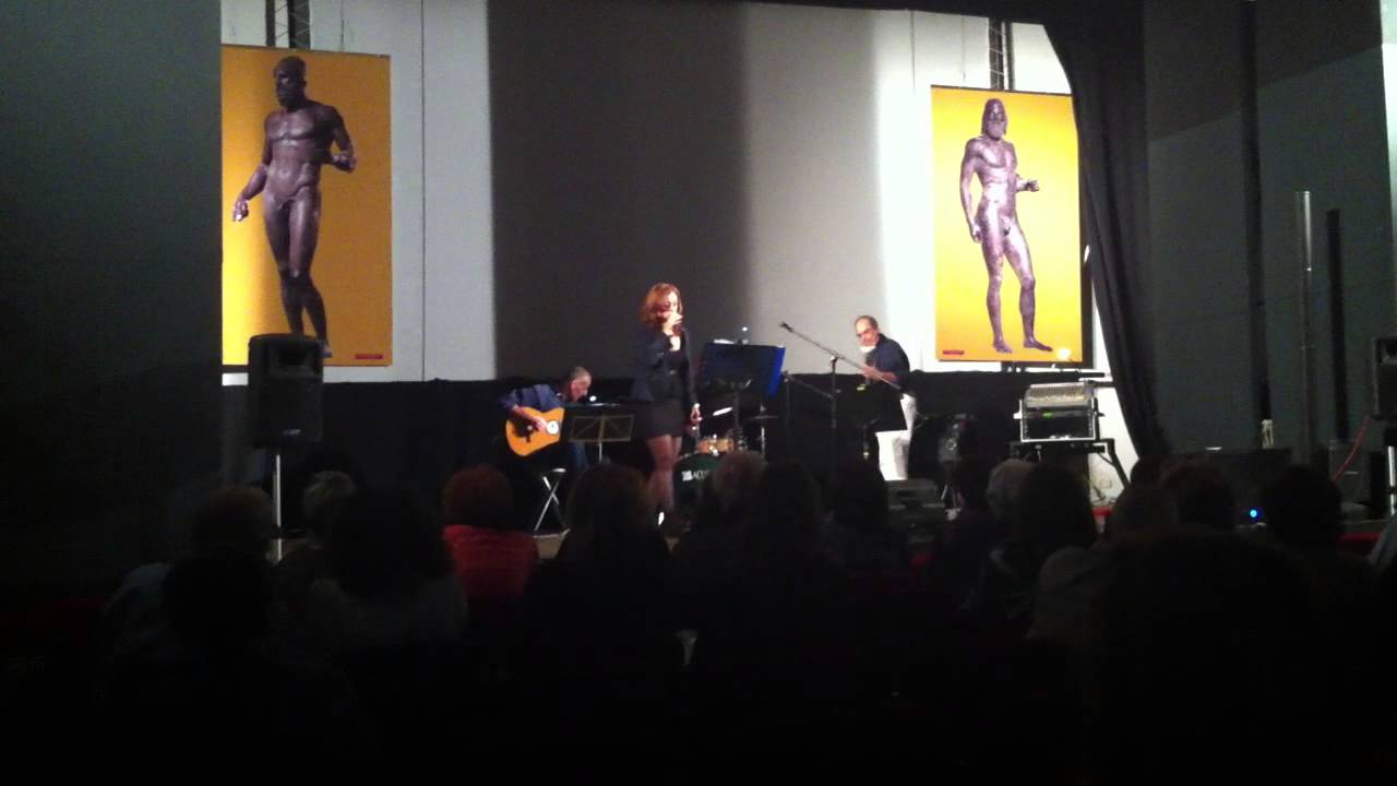 Laura Surace 05 - YouTube