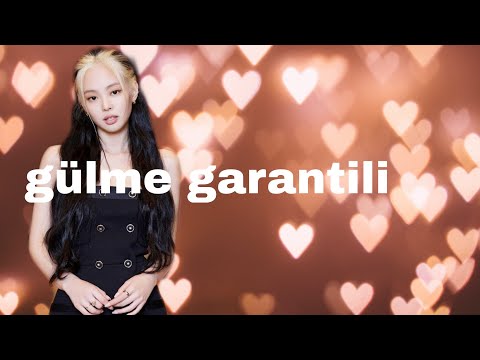 blackpink komik videolar.  (izlemeyen çok şey kaçırır). gülme garantili 😂