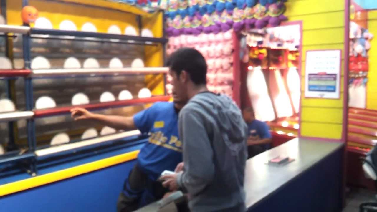 Vlog - Haciendo el pringado en la feria #1 - YouTube