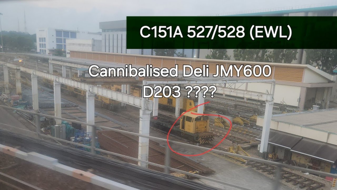 (Cannibalised locomotive)[SMRT] C151A 527/528 EWL (EW24/NS1 Jurong East ...