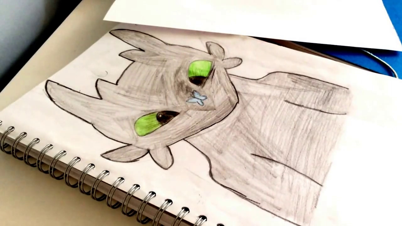 Toothless Tracing - YouTube