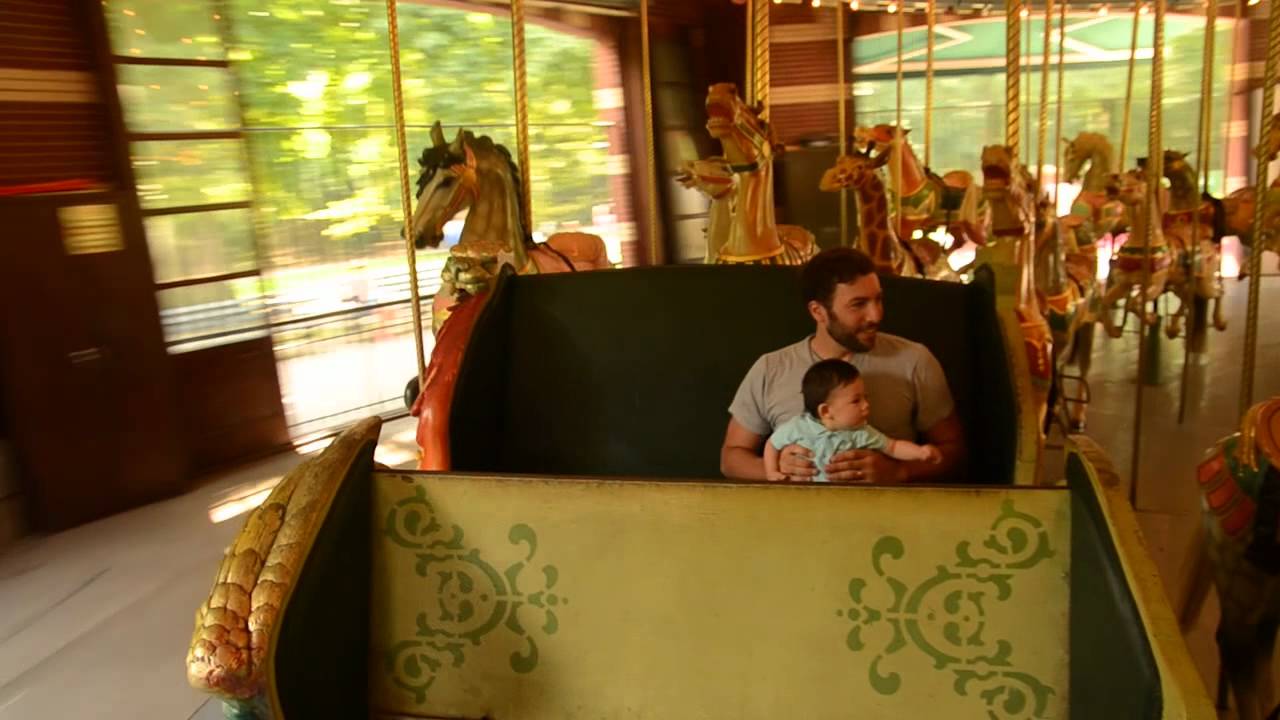 2012/09/01: Leo Rides the Prospect Park Carousel. - YouTube