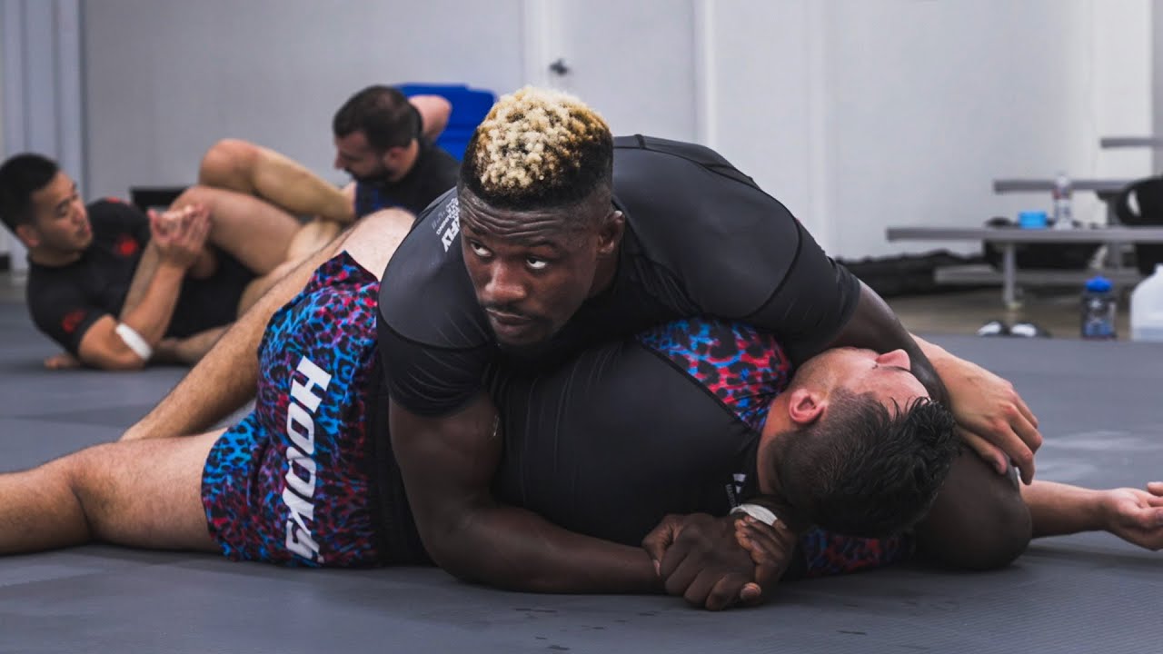 Haisam Rida Shows Sharp Technique In Final Prep For Felipe Pena - YouTube