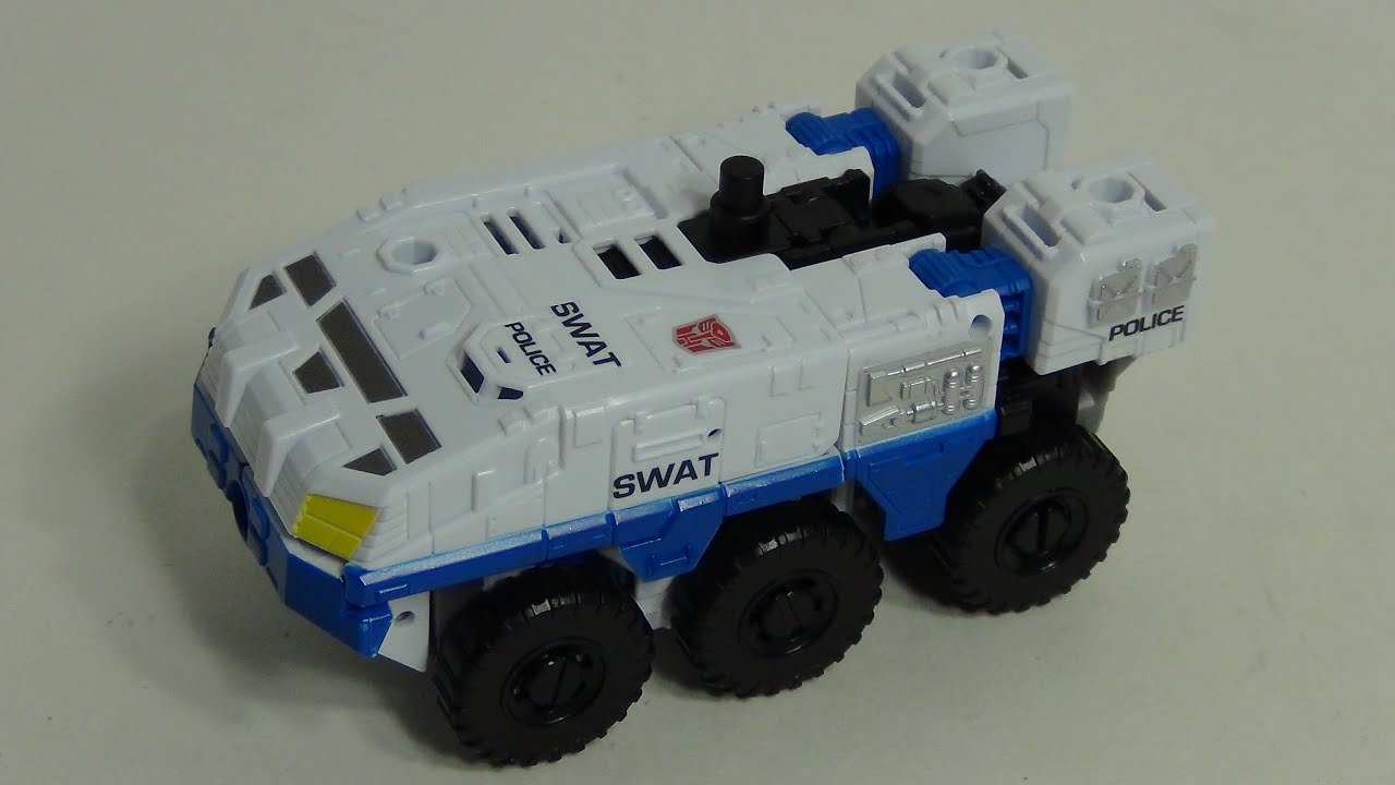 Protectobot ROOK | Transformers COMBINER WARS toy review - YouTube